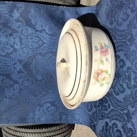Kitchen | Bakerite 22k Gold Casserole Dish | Poshmark